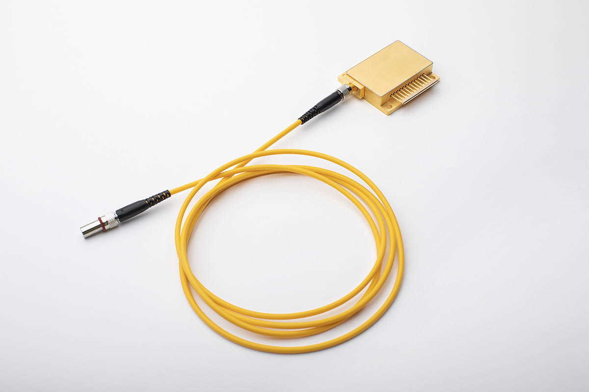 High Power Fiber Coupled Diode Laser：FCMSE58｜レーザー・光学部品検索サイト Hikari-Kakaku